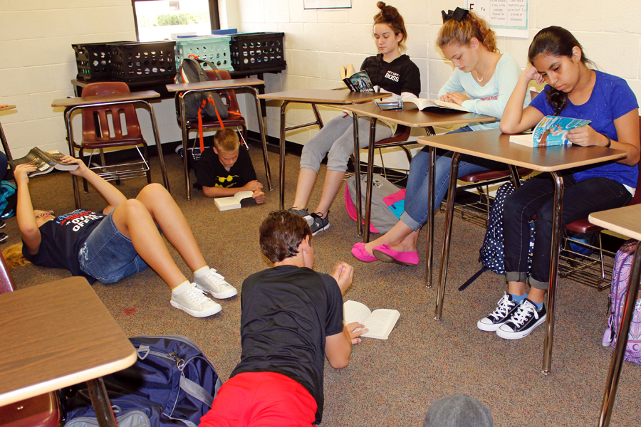 Revolving library encourages students to read | Princeton Herald